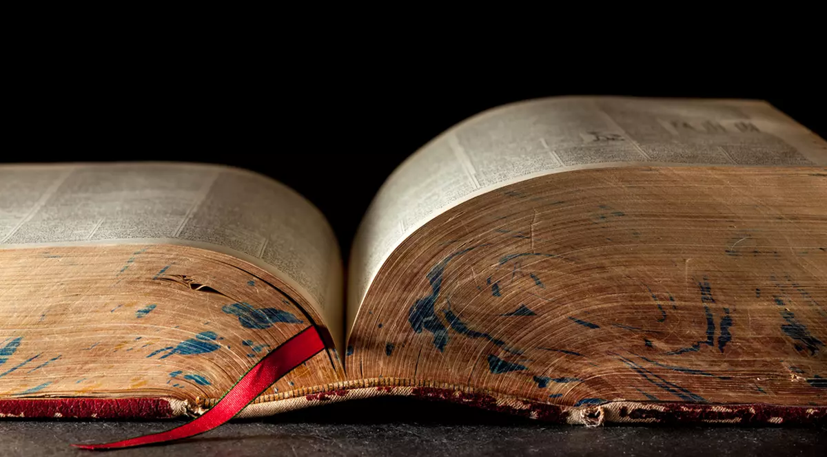 Cele Mai Lungi Cărți Din Lume | Libertatea