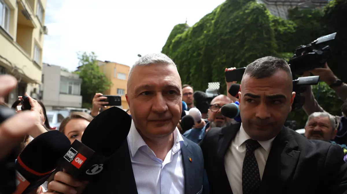 DNA lovește la vârful Armatei Române