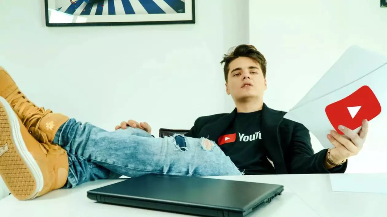 Selly, Implicat în Proiectul Masked Singer România | Libertatea