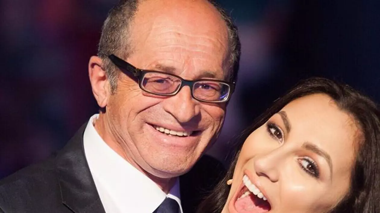 Andra, Cu Decolteu Adânc La „Românii Au Talent”: „Mă Vede Socrul Meu ...