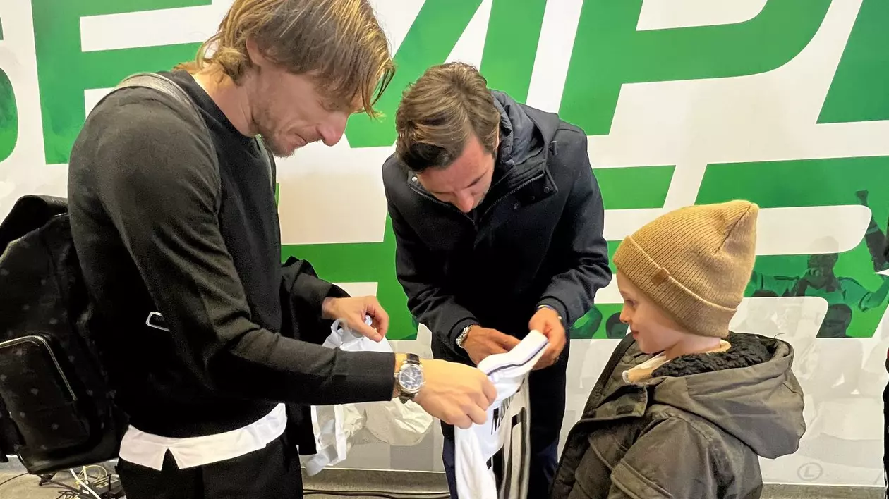 Cadou Rar Primit De Fotbalistul Luka Modrici De La Un Copil Ucrainean ...