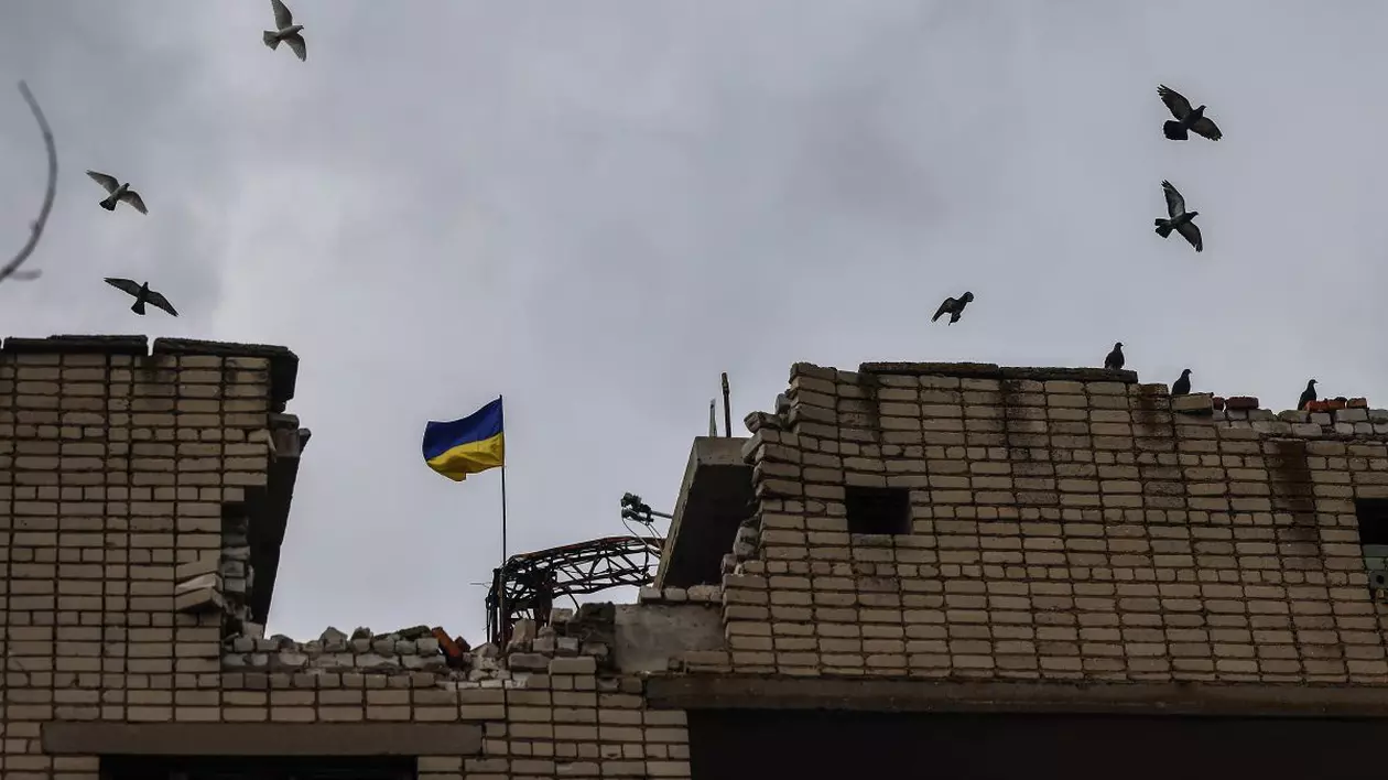 Militarii Ruși și-au Ars Camarazii Morți La Groapa De Gunoi Din Herson ...
