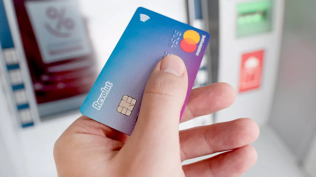 Cum Se Face Un Card Revolut și La Ce Folosește | Libertatea