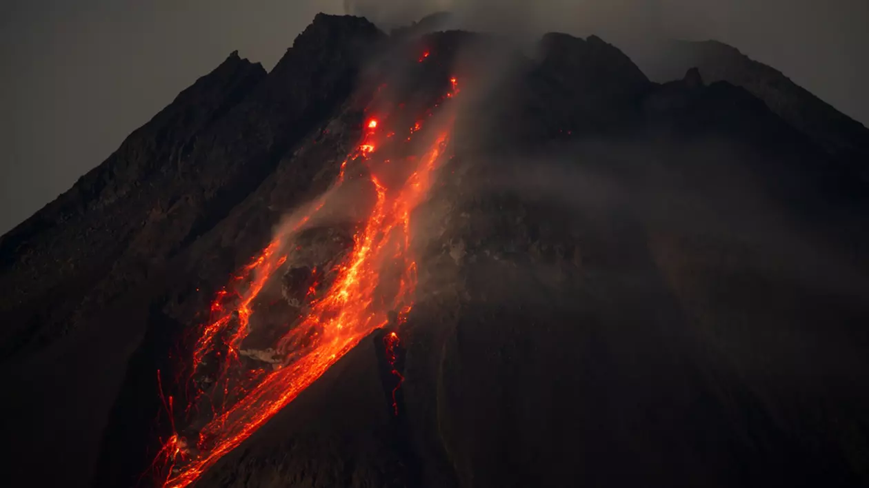 Vulcanul Merapi Din Indonezia – Localizare, Istoria Erupțiilor, Curiozități | Libertatea