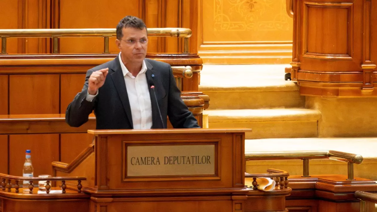Ionuț Moșteanu s-a enervat după decizia BEC despre USR și Nicușor Dan ...