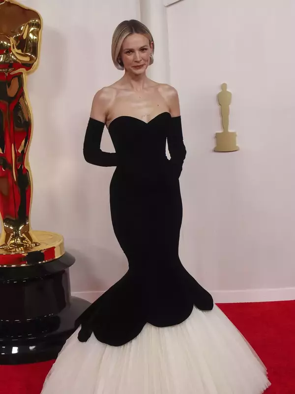 Cele Mai Frumoase ținute De La Oscar 2024. Carey Mulligan, Eva Longoria ...
