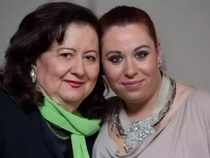 Oana Roman, Declarații Emoționante La 4 Zile De La înmormântarea Mamei ...