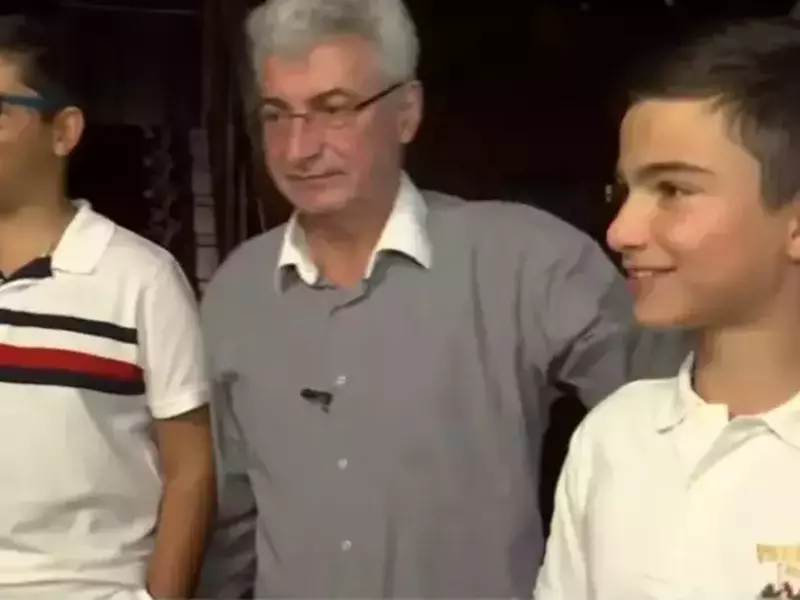 Cum îi Crește Adriana Bahmuțeanu Pe Maximus și Eduard, Copiii Ei și Ai ...