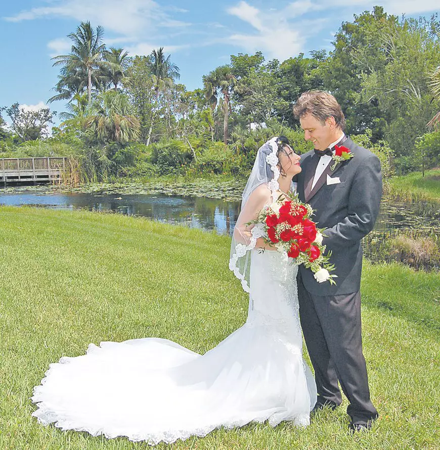 Elena Cârstea A Devenit Cetățean American. După 13 Ani S-a întâmplat ...