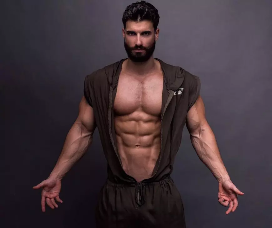 Primele Declarații Făcute De Andi Constantin, Noul Burlac De La Antena ...