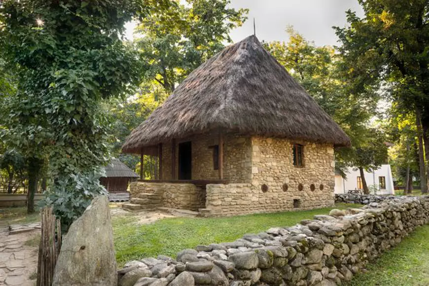 Locuri De Vizitat în Suceava. Cele Mai Intereante Obiective Turistice ...