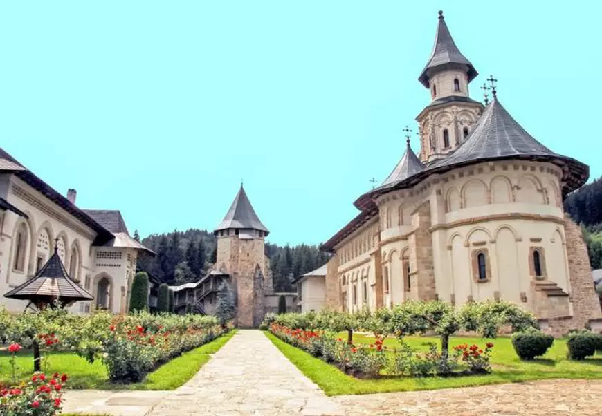 Locuri De Vizitat în Suceava. Cele Mai Intereante Obiective Turistice ...
