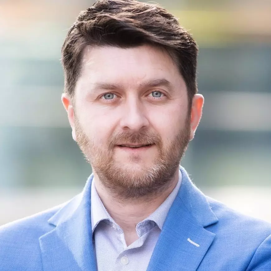 Cum Explică Ministerul Transporturilor Faptul Că Refacerea Unui Fir Pe ...