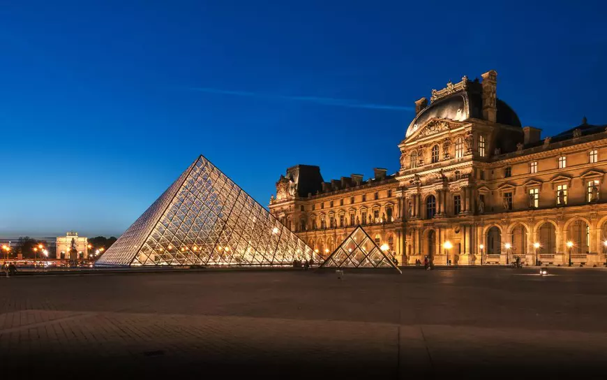 Muzeul Louvre Din Paris - Curiozități Despre Cel Mai Vizitat Muzeu Din ...
