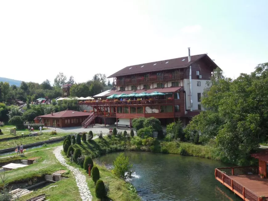 10 Păstrăvării Din România Unde Poți Să Mergi în Vacanță | Libertatea