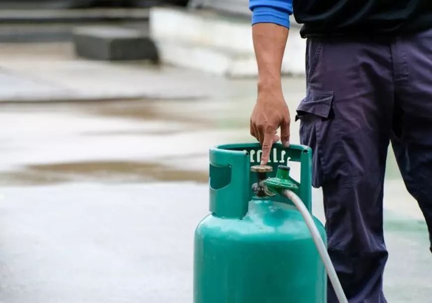 Ce Este Gazul Petrolier Lichefiat. Care Este Diferenţa între GPL şi ...