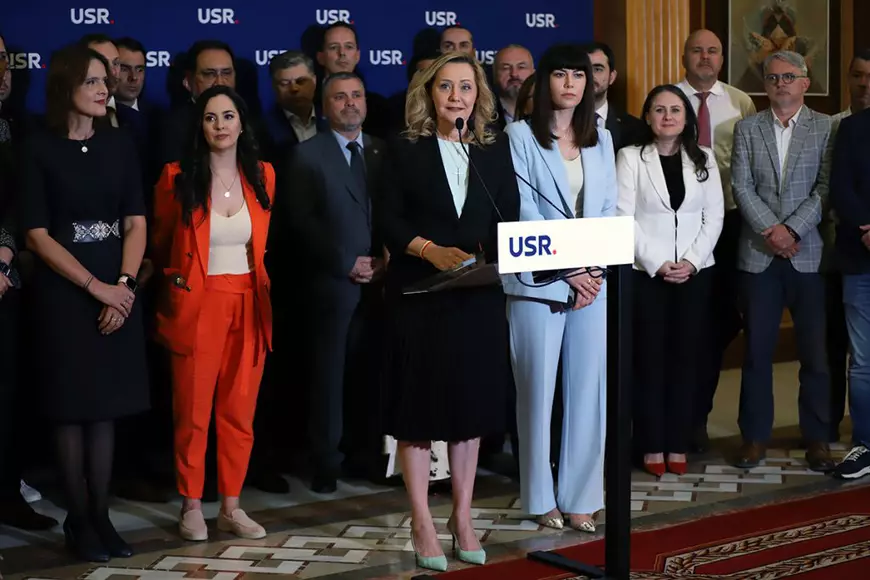 Candidații USR București Pentru Parlamentare. Locurile Eligibile ...